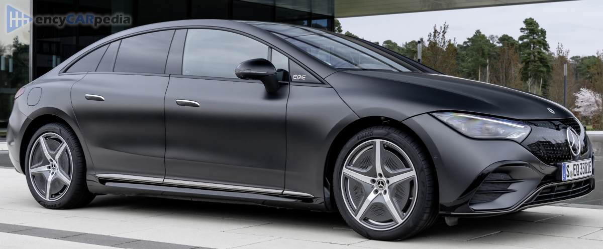 Mercedes EQE 350+ (V295) specs (2022-2023): performance, dimensions ...