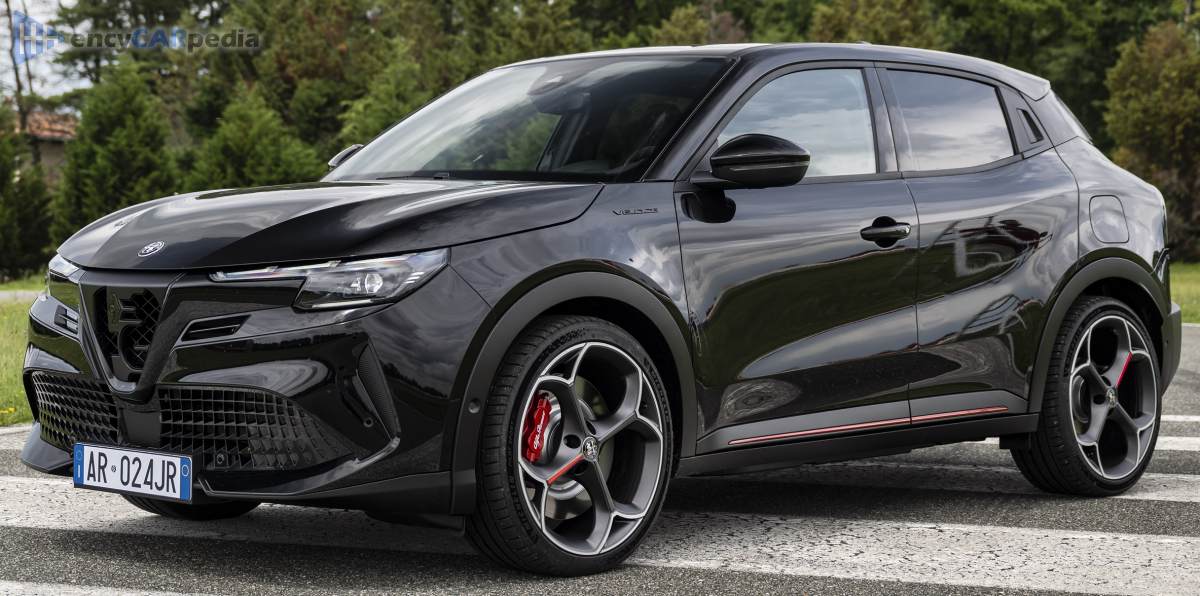 Alfa Romeo Junior Elletrica Veloce specs (2025-present), performance ...