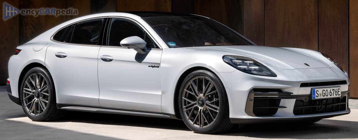 Porsche Panamera Turbo S E-Hybrid specs (2024-present): performance ...
