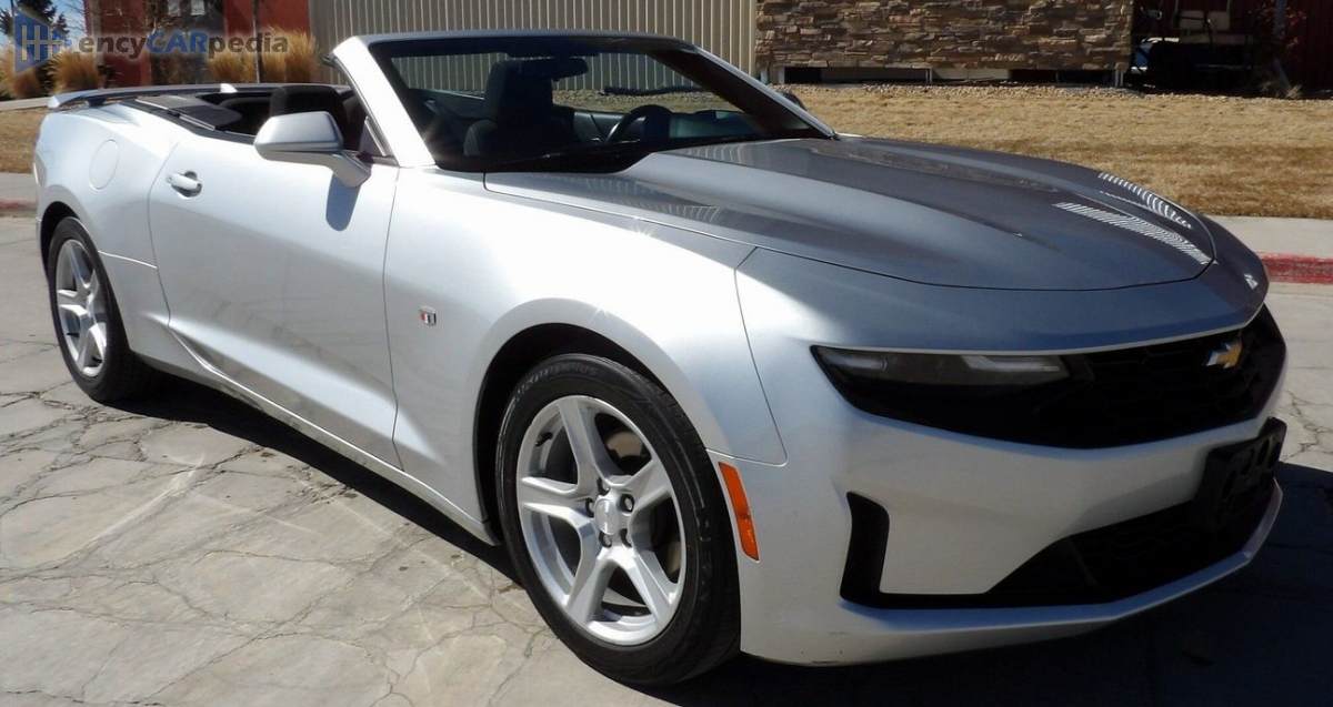 Chevrolet Camaro 2.0 Turbo Convertible specs (2019-2023), performance ...