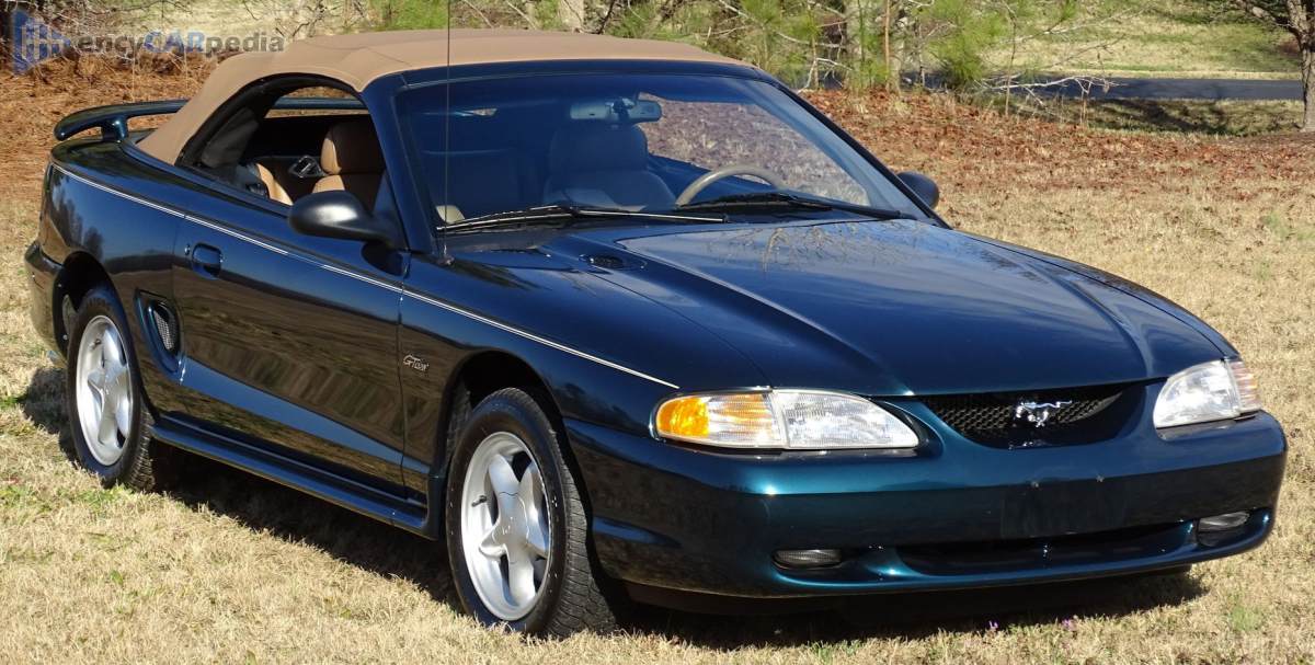 Ford Mustang GT Convertible specs (1996-1997), performance, dimensions ...