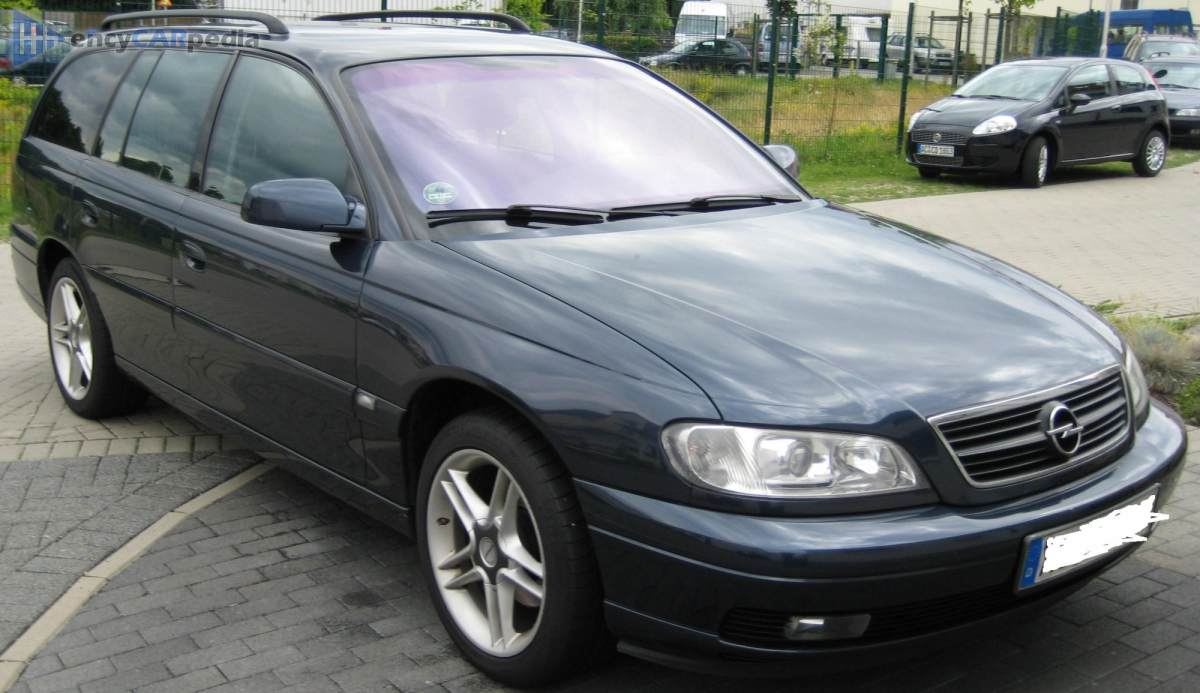 Vauxhall Omega Caravan 2.6 V6 specs (2001-2003), performance ...